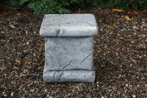 Busts columns and plinths | Kingstone ornamental stoneware