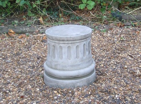 Busts columns and plinths | Kingstone ornamental stoneware